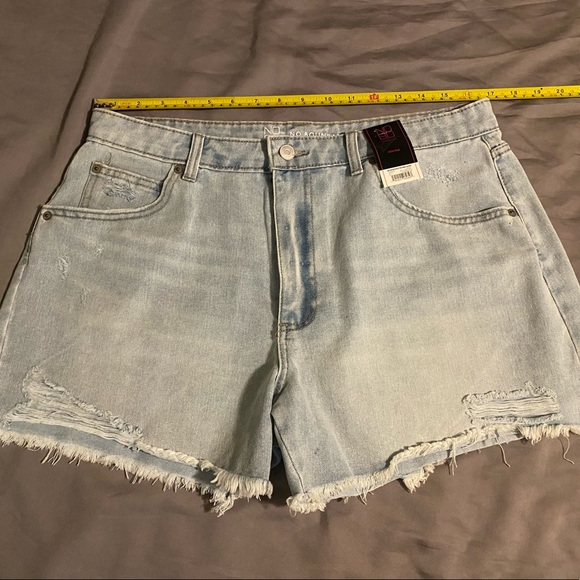 No Boundaries | Shorts | New Jrs Size 5 Destructed Midi High Rise Jean ...